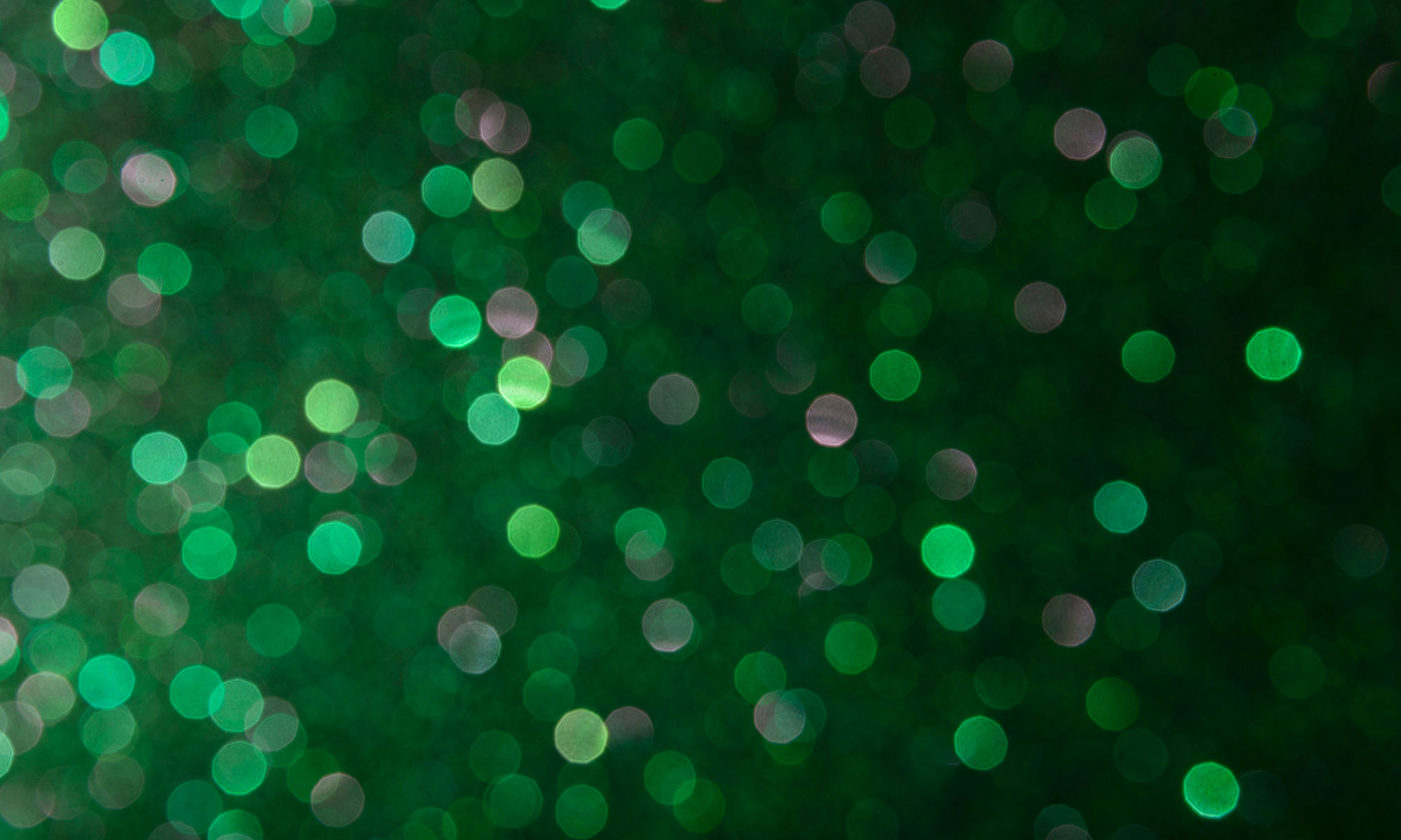 A Green Christmas: Where Joy Meets Sustainability - Lumina Energy